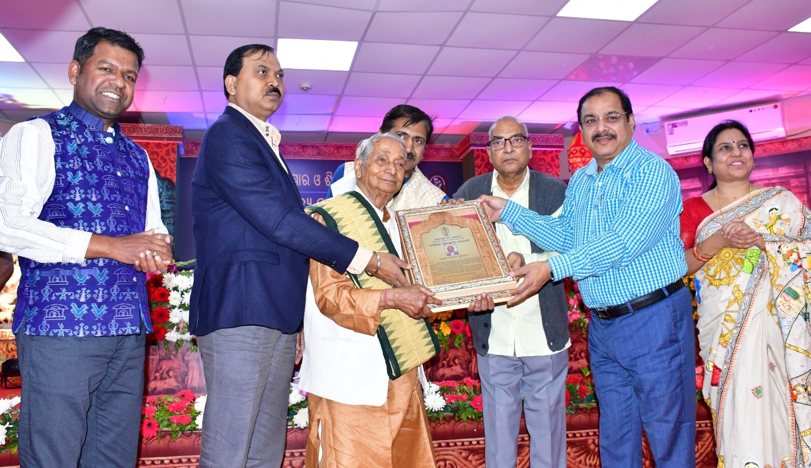 Eminent painter Bansidhar Pratihari has been conferred with the ...