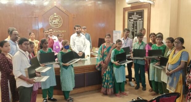 Angul Collector has distributed laptops to visually impaired students ...
